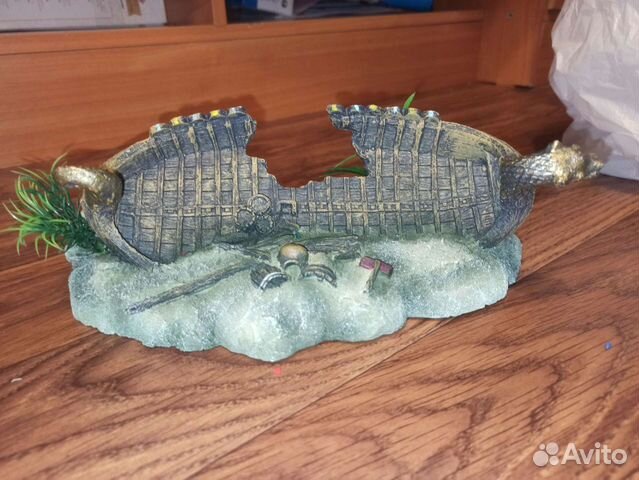 Украшения в аквариум